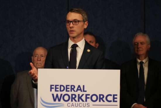 Lawmakers eyeing changes to federal benefits, hiring, pay | Federal ...