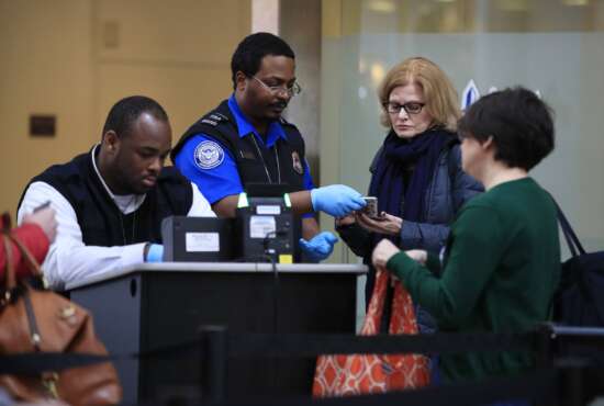 DHS moves to end collective bargaining for TSA officers